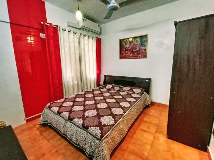 Luxurious And Comfortable Stay In Malad West! - Mumbai