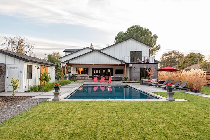 Private Sonoma Estate Close To Town And Wineries - Sonoma, CA