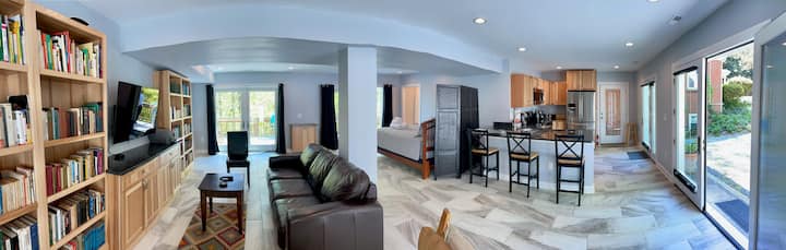 Upscale Carriage House - Near Uva & Shopping - Charlottesville, VA