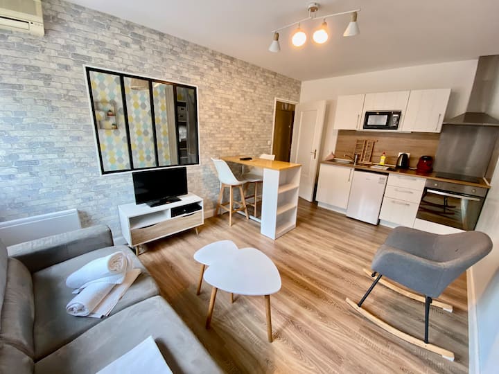 Appartement 2 Pièces Avec Clim à 50m De La Mer - Nice