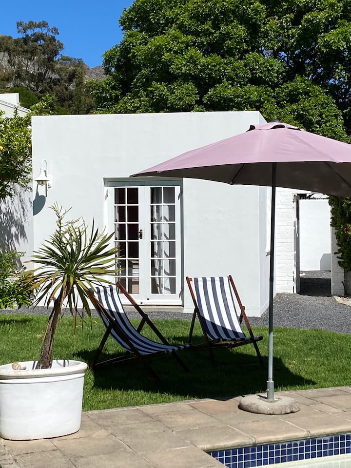 The Red Look - Franschhoek