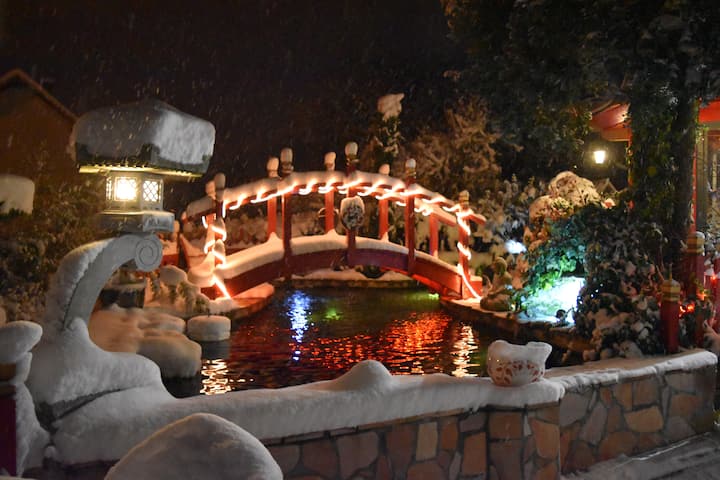 Au Printemps Japonais, Gites Enchanteurs, La Mure - La Mure