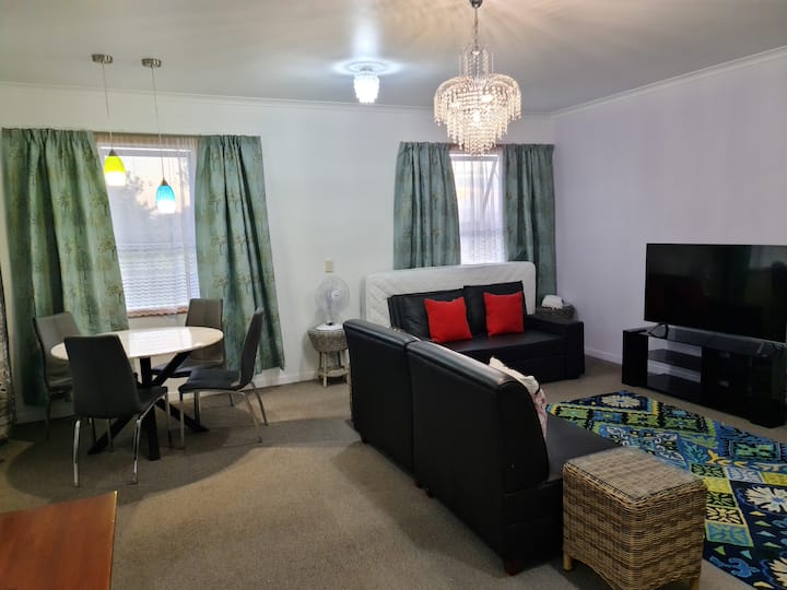 Bethlehem House Vacation Rentals - Bethlehem, Tauranga, New Zealand | Airbnb