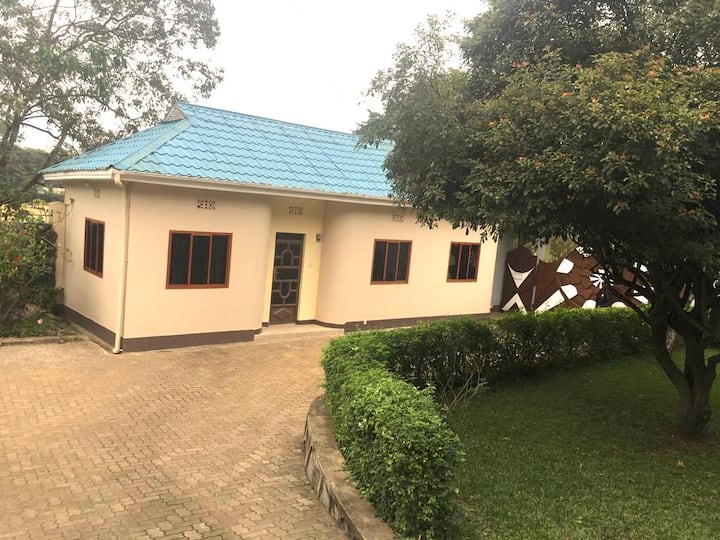 Arusha House Vacation Rentals - Arusha Region, Tanzania | Airbnb
