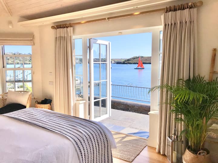 Waterfront Coastal Chic, In The Heart Of Kinsale - Kinsale