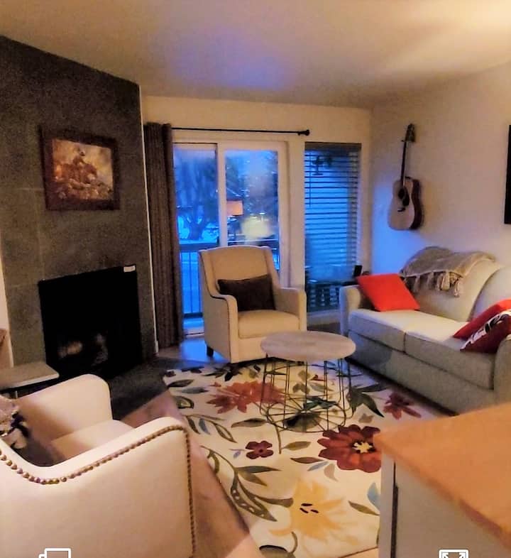 Cozy 1-br Condo - Walk To Park City Mountain! - Park City, UT