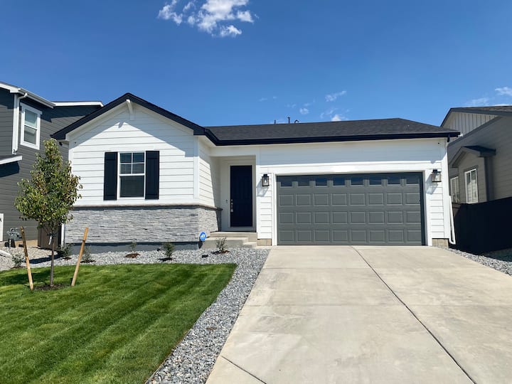 Cozy & Immaculate Home Near The Airport. - Denver Airport (DEN)