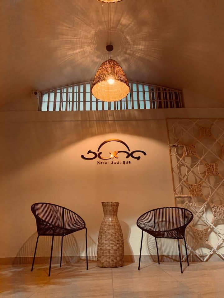 Casa - Hotel, Cómodo Para Tus Estancias. - Cartagena