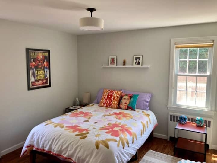 The Mexico Room-spacious Private Room - Beacon, NY
