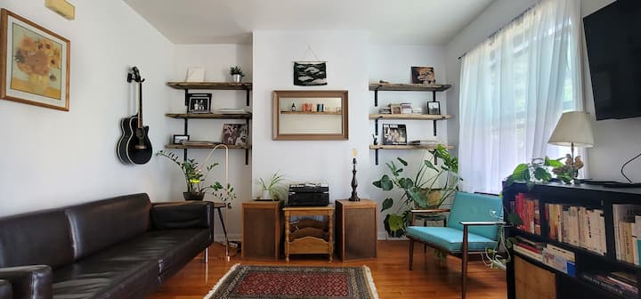 Bright Garfield Rowhome With Fenced-in Yard - Forest Hills, PA