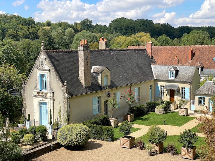 Luxury 17th Century Manoir Near Amboise 7br + Pool - Amboise