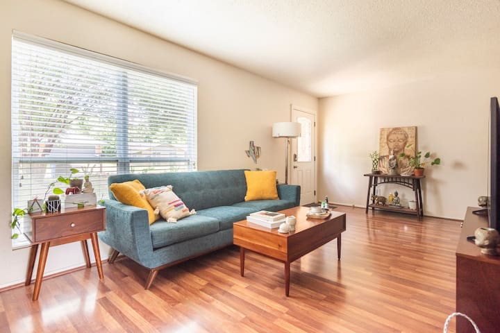 》Cute Bedroom ~ South Austin《 - Austin, TX
