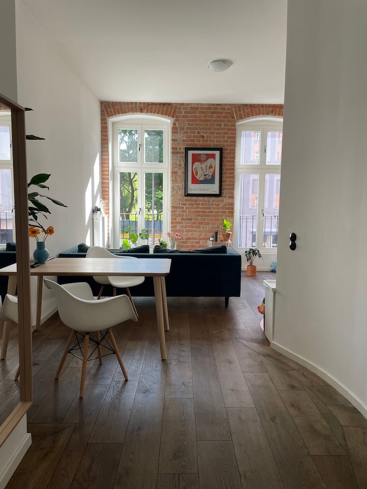 Sunny 2 Room Apartment In Mitte/rosenthaler Platz - Berlín