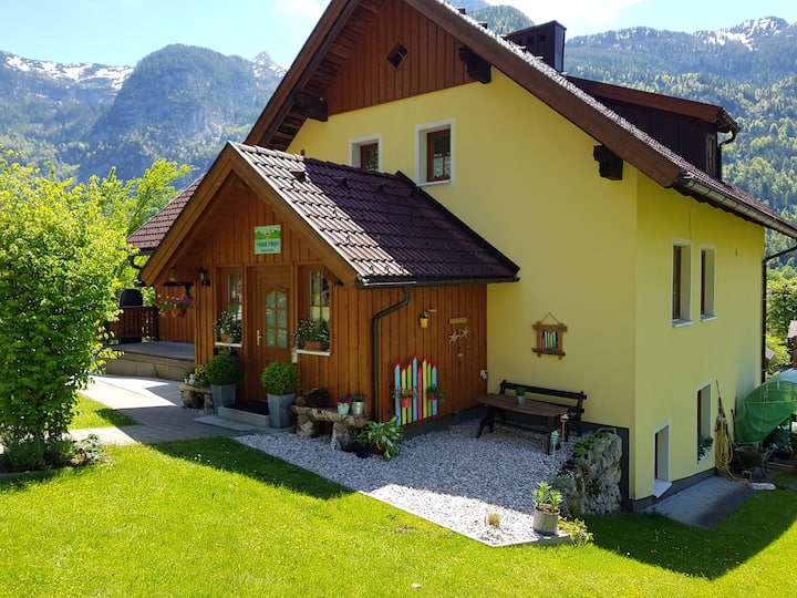Chalet Hepi, 5 En-suite Bedrooms. Lake 5 Min-walk. - Filzmoos