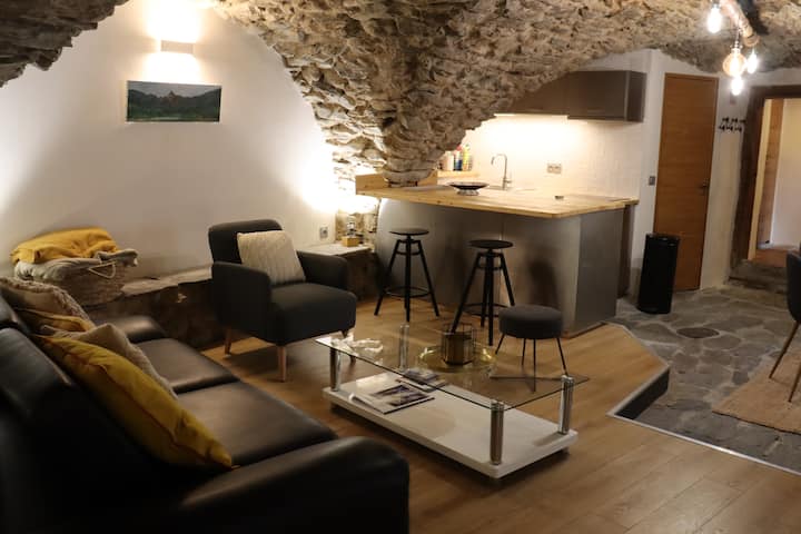 Authentique Appartement Le Casset-serre Chevalier - Lac de l'Eychauda