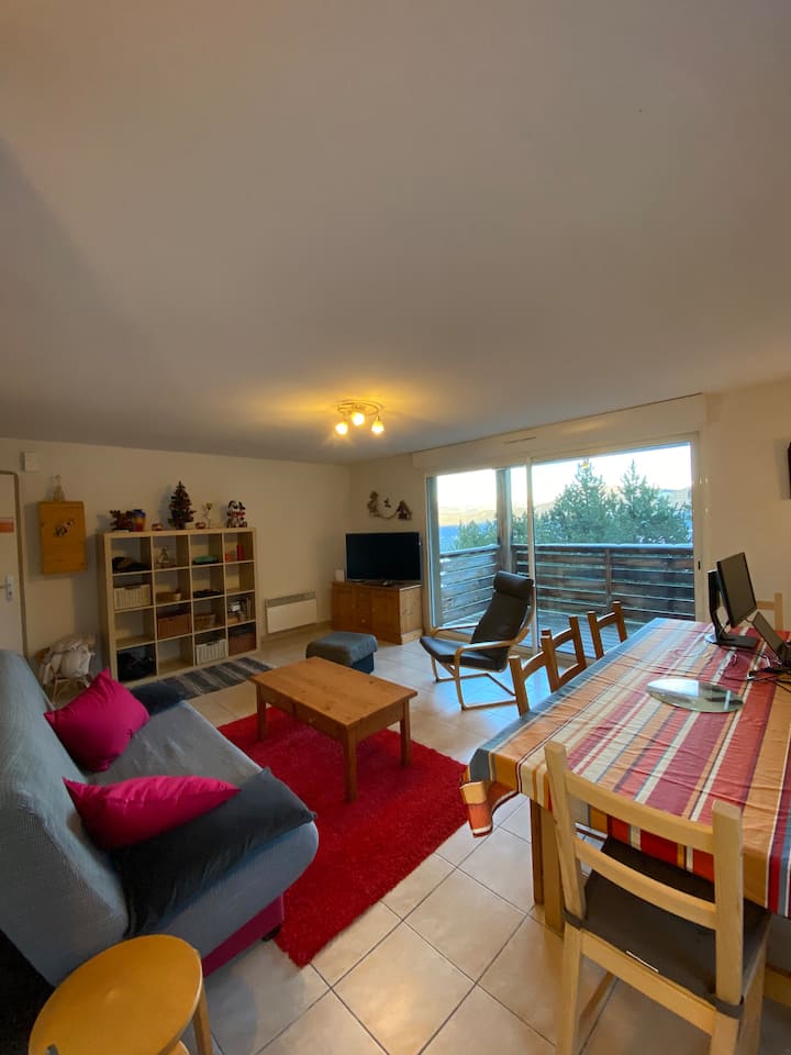 Les Angles: Apartamento Nuevo , Cerca De Las Pistas , Perfecto Para Familias - Mont-Louis