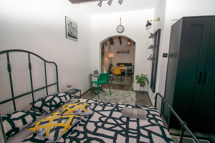 Beautiful New Studio Apartment Near Bus Station - Zagreb