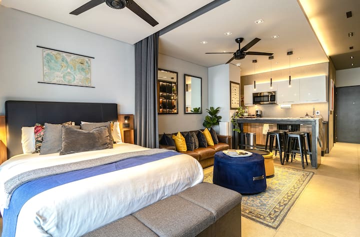 Lux Loft: For Long Stays & Home Office+ Balcony+tv - Mexico City