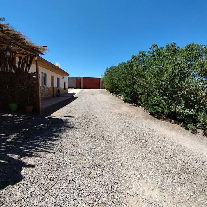 Habitación Matrimonial Baño Privado Casa Millantu - San Pedro de Atacama