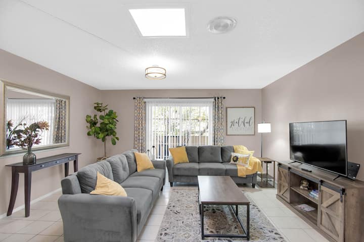 Sun City Condo In Great Location! Sleeps Up To 7 - El Paso, TX