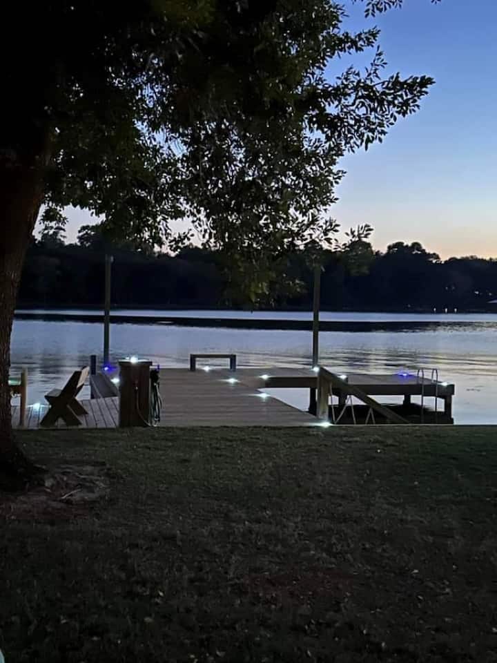 Waterfront W/boat Launch On Lake Conroe - Lake Conroe, TX
