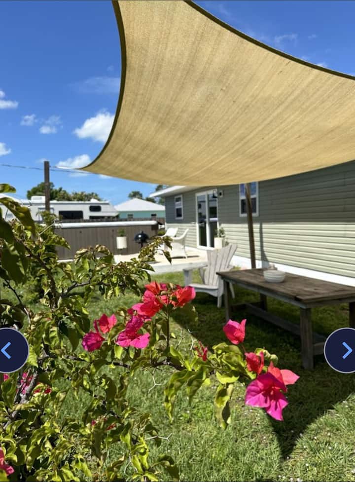 A Coastal Retreat Welcoming You To Englewood - Englewood, FL