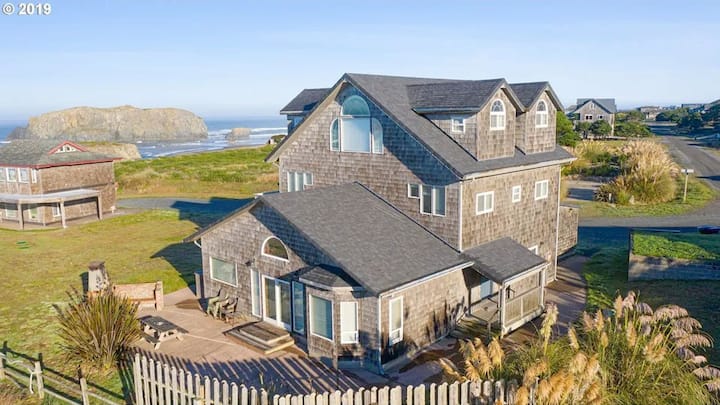 Avanti Beach House - Bradley Lake, OR