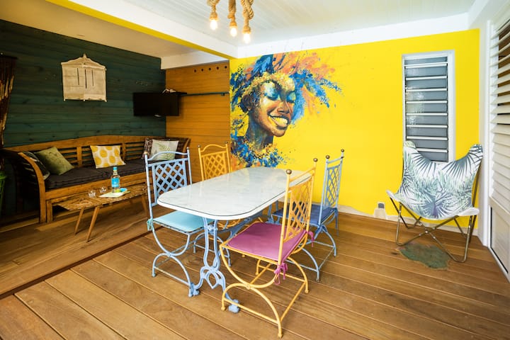 Villa Tropicale Avec Piscine Et Fresques Uniques - Martinique