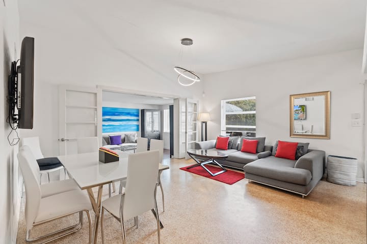 Cosy Tropical Casa By The Beach! - Fort Lauderdale, FL