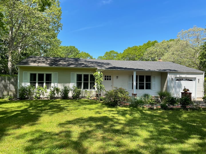 Charming House In E. Hampton  (Price Reduction) - The Hamptons, NY