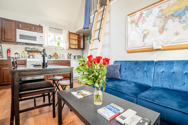 Not-so-tiny Home By Scotts Addition W/ Pvt Parking - Richmond, VA
