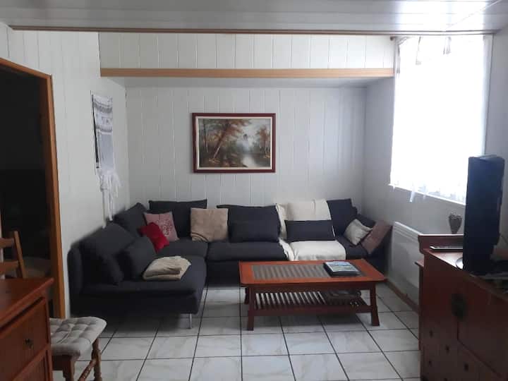 Appartement Duplex Avec Jardin Privatif - 8 Pers - La Tour-d'Auvergne