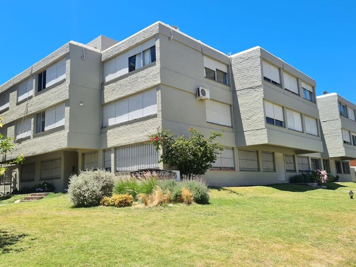 Apartamento Confortable En Ubicacion Ideal - Punta del Este