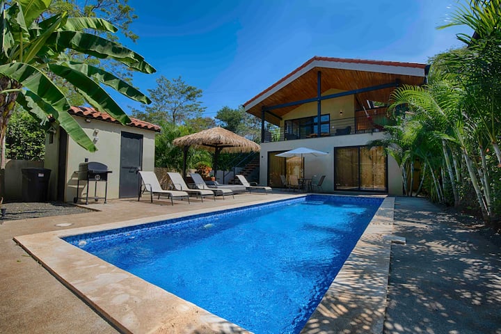 Casamiel -
Sho' Walk/beach, 
3bdr, Big Pool - Costa Rica