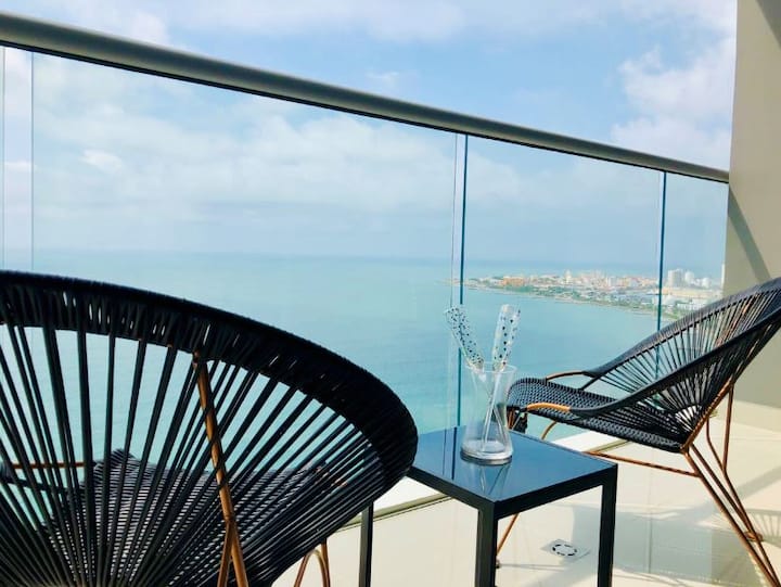 *Beachfront - Stuning Views From Luxury Apartment - Cartagena