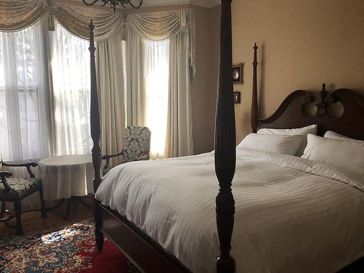 Babe Ruth, King Room - Kingston, NY