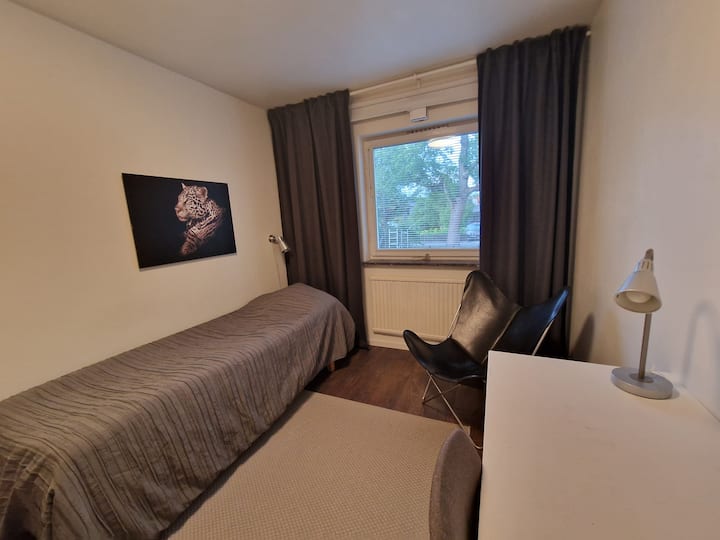 Newly Renovated Room For One Person - Room 3 - Stockholm