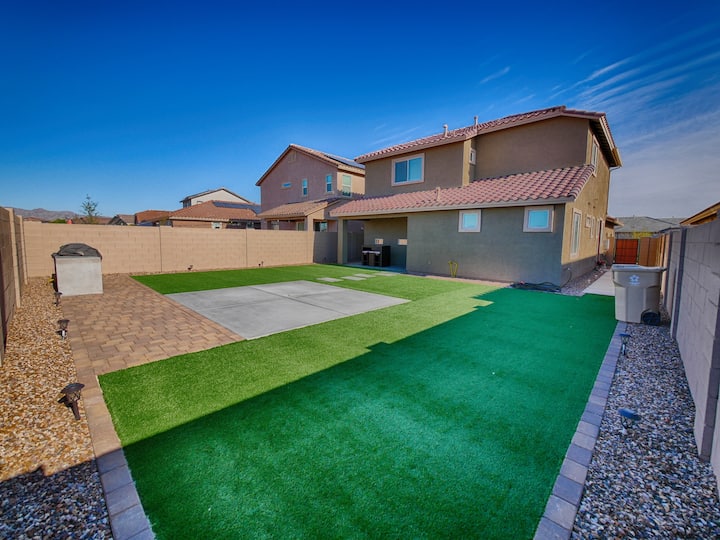 The Phoenician, Modern, Self Check In, Garage - Buckeye, AZ