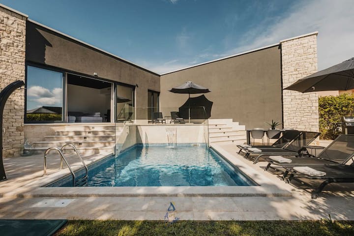 Vila Niz 3bd Villa With Pool - Umag