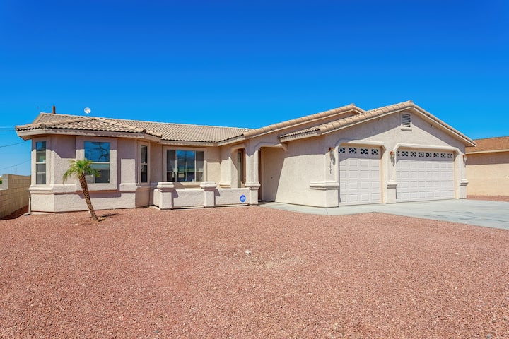 Havasu Boat Home Getaway -3 Bedrooms & 3 Bathrooms - Lake Havasu State Park, Lake Havasu City