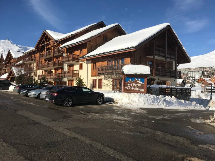 3-bed Ski Apartment, Pool, U/g Parking, Sleeps 8 - Fontcouverte-la-Toussuire