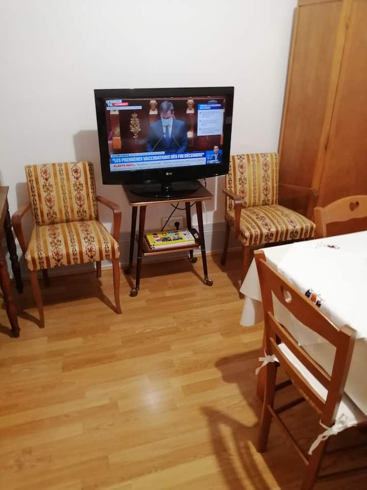 Studio 27 M² Châtel-guyon Et Cures 2024/21 Jours - Châtel-Guyon