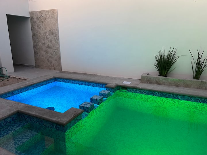 Casa Con Alberca, 3 Recámaras, 2.5 Baños, Completa - Puerto Peñasco
