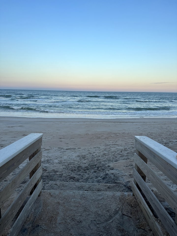 3 Min Walk To The Beach! Pet Friendly, Sleeps 10+ - Vilano Beach, FL