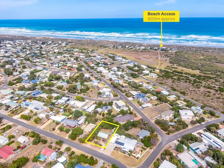 Little Beach Cottage: Your Costal Getaway - Middleton