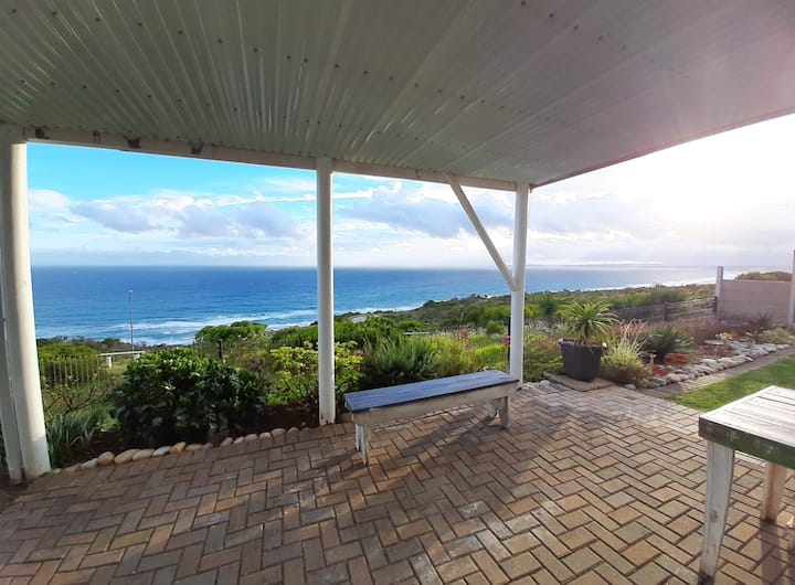 Protea Room - Small Cozy Room With Ocean View. - Mossel Bay