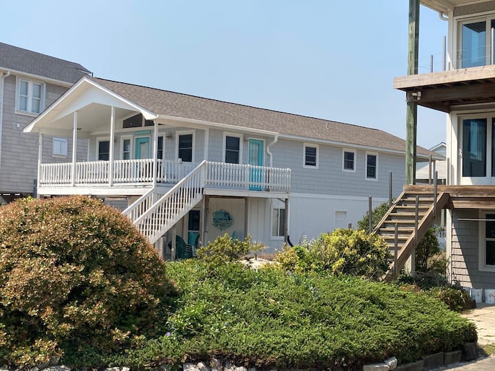 Cozy Cottage By The Sandy Shores (2nd Floor Unit) - Surf City, NC