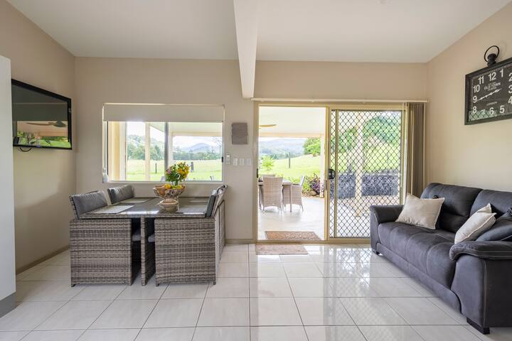 Crystal Creek Cottage. - Murwillumbah
