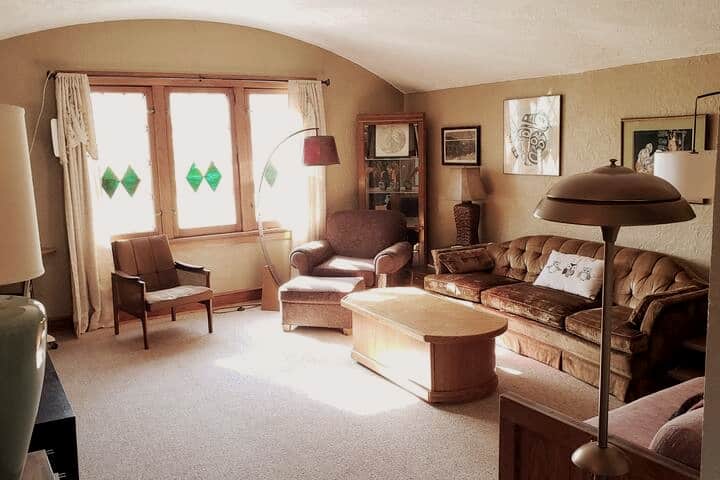 On The Park! Pet Friendly Upper Near Everything - Milwaukee, WI