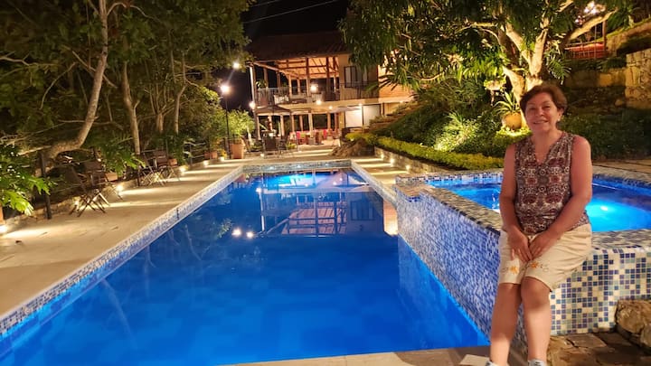 Hotel Casas De Campo El Ciruelo-cabaña Establo X12 - Curiti